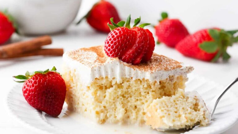 How to Make a Classic Mexican Tres Leches Cake